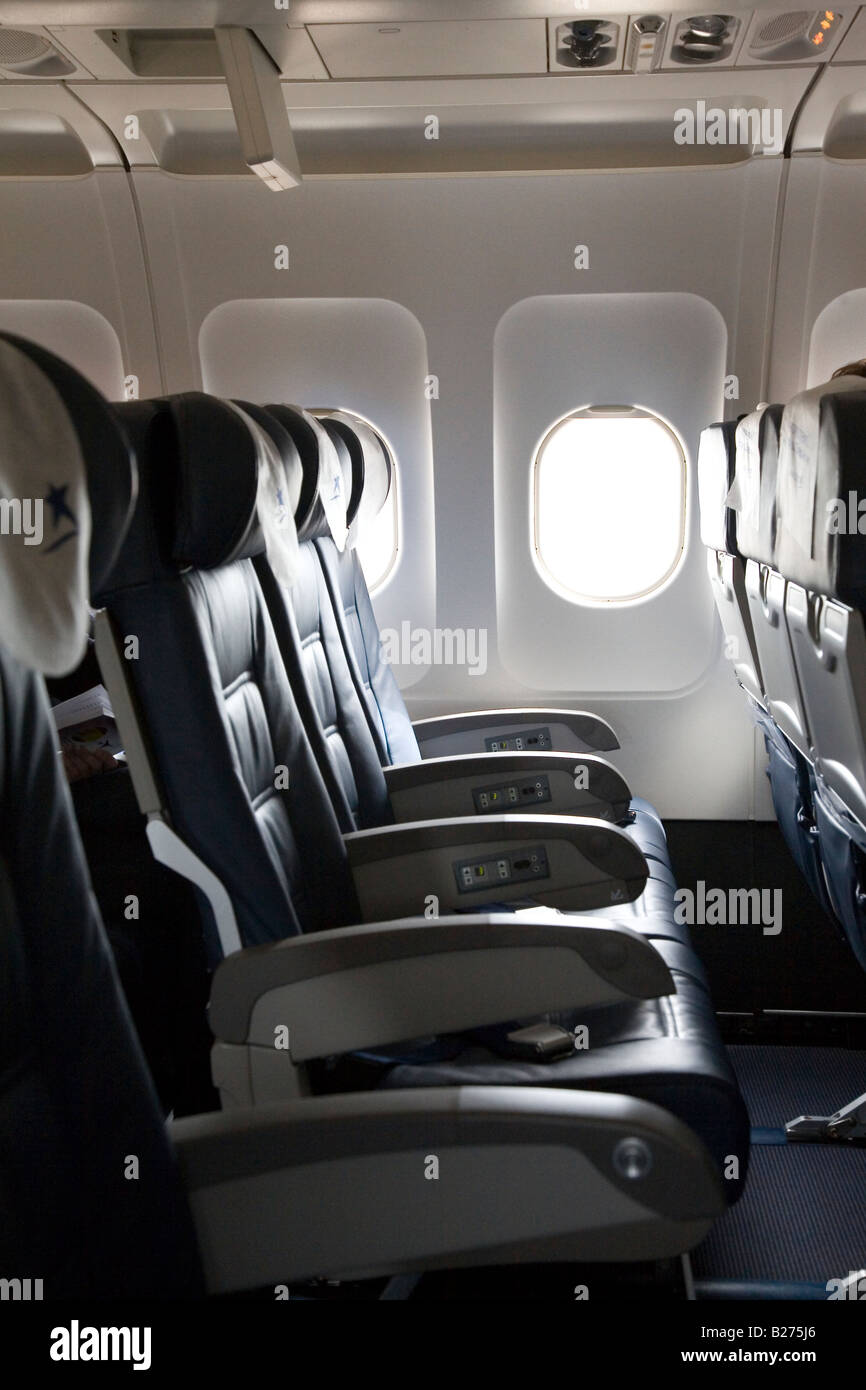 Airplane row hi-res stock photography and images - Alamy