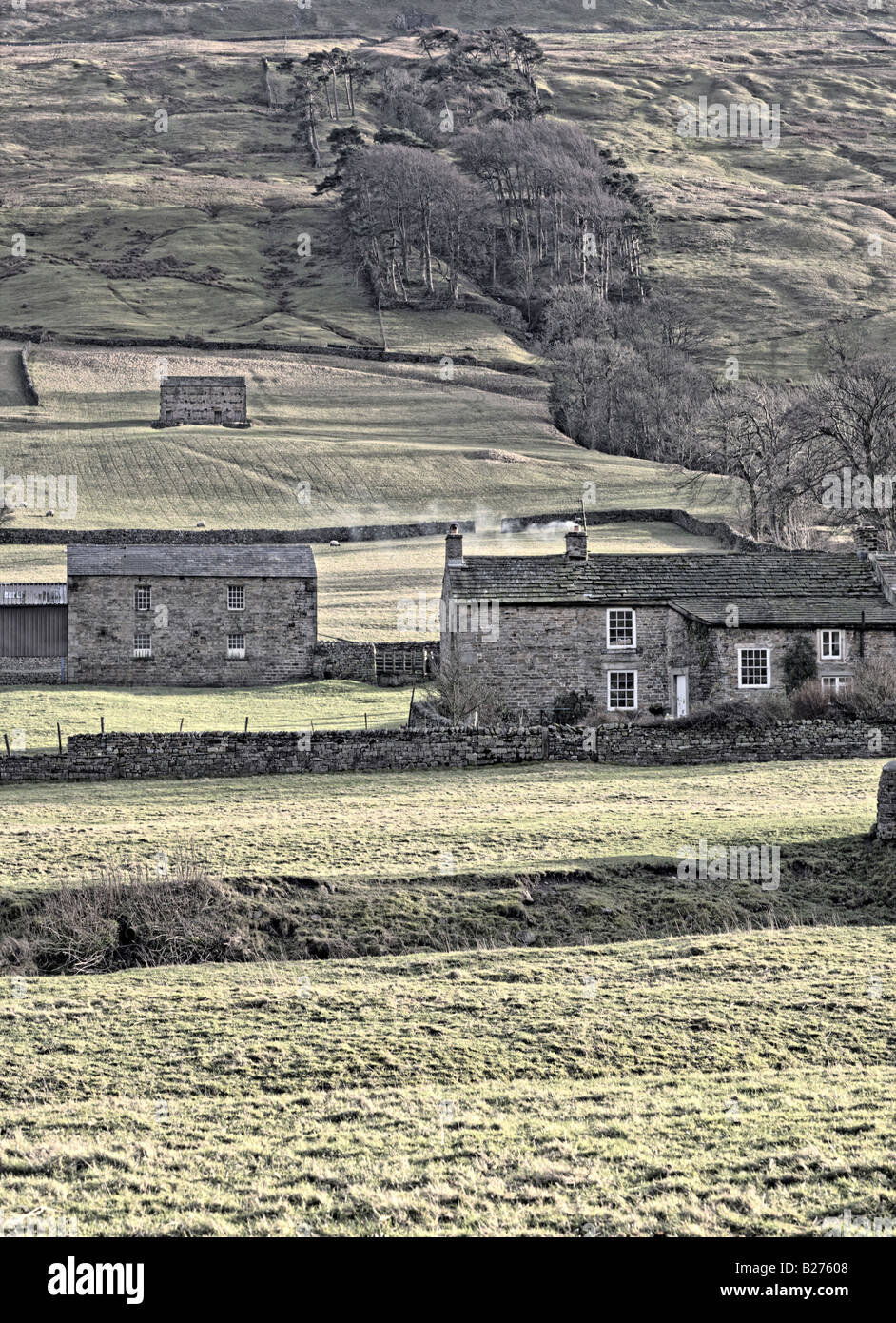 A Yorkshire Dales farmhouse on a winters afternoon Stock Photo - Alamy