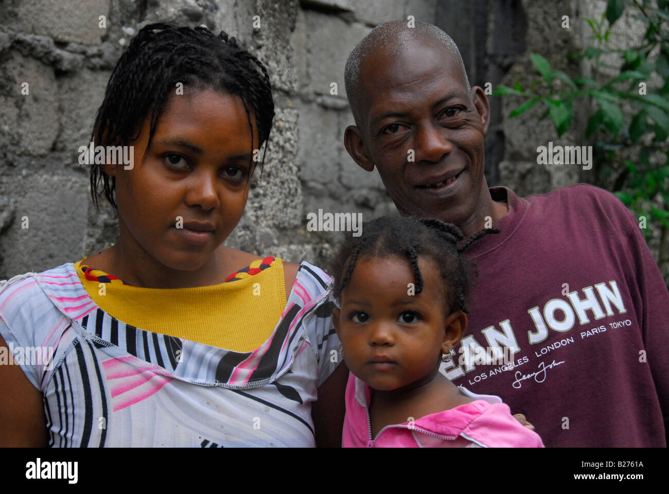 Poor single parent family hi-res stock photography and images - Alamy