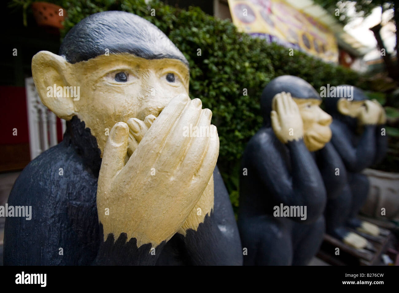 Speak No Evil Monkey Statue Stock Photo - Alamy
