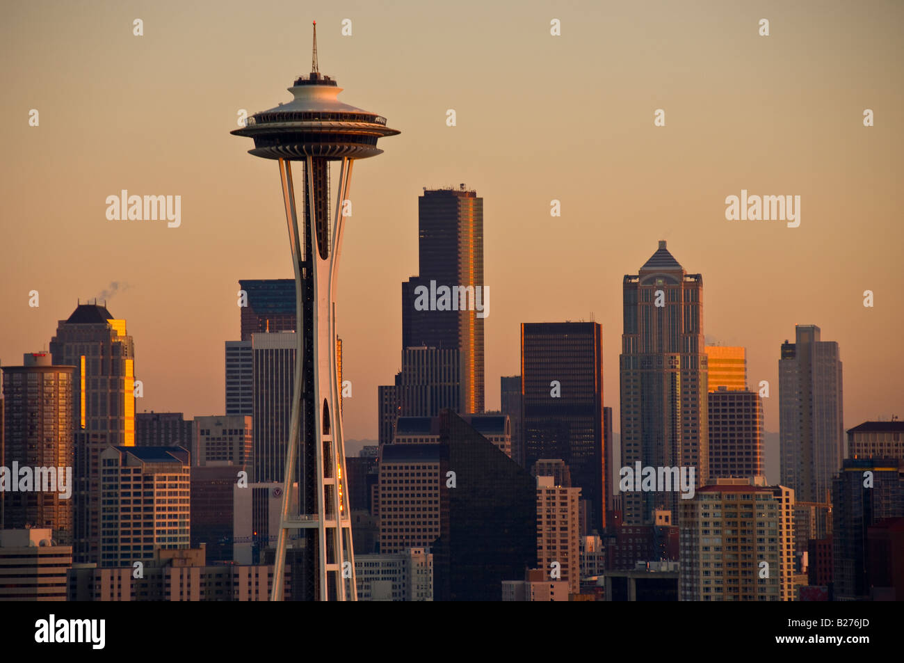 Seattle Skyline at Sunset Stock Photo - Alamy