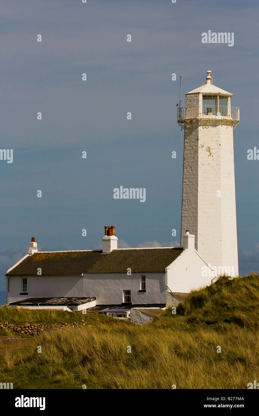 WALNEY ISLAND LIGHTHOUSE Stock Photo - Alamy