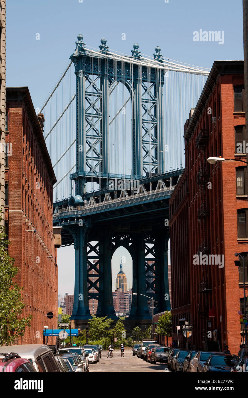 Manhattan Bridge with Empire State Building Stock Photo - Alamy