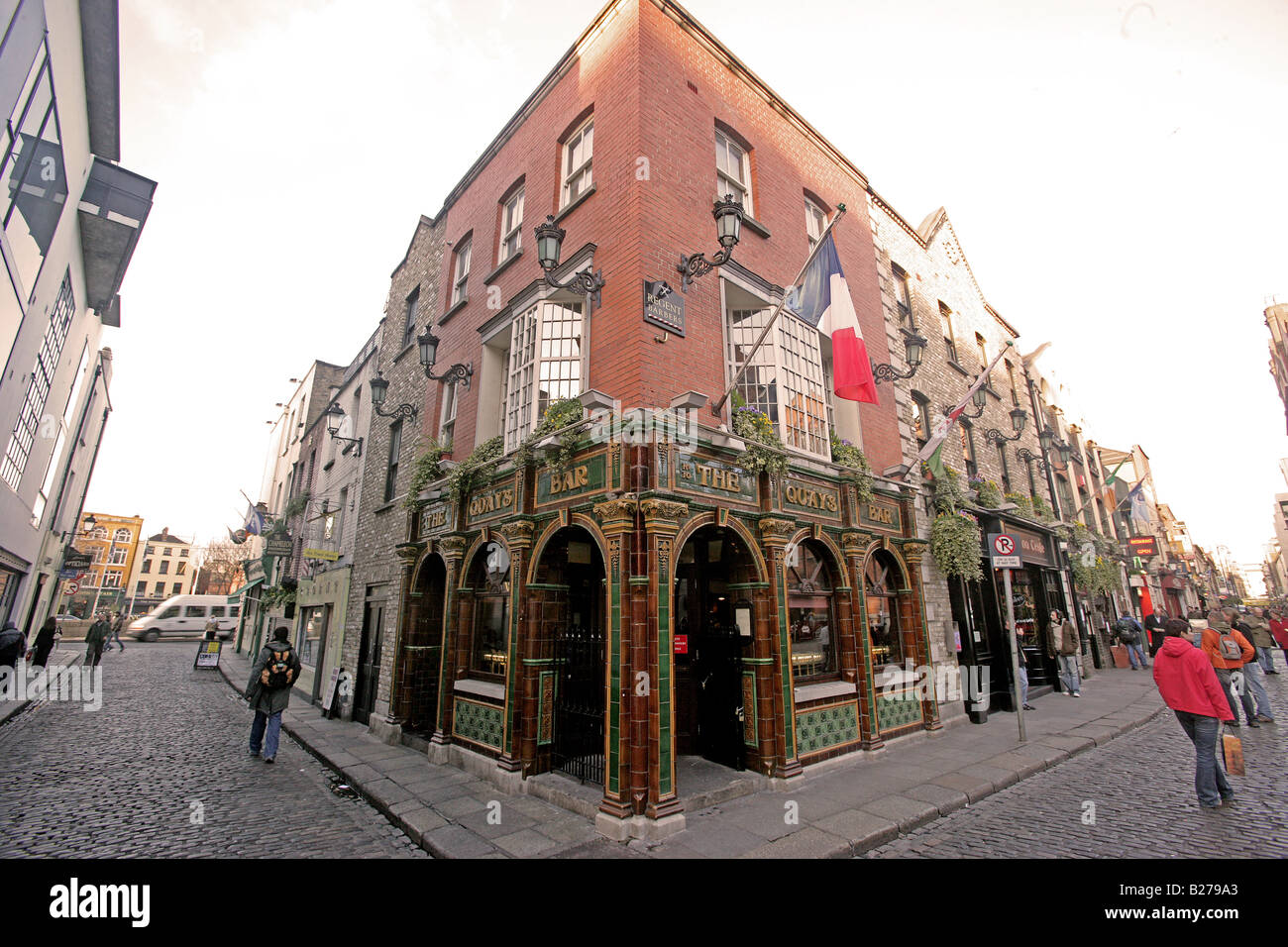 IRISH, IRELAND, DUBLIN, IRISH BUILDINGS, IRISH PEOPLE, IRISH CULTURE ...