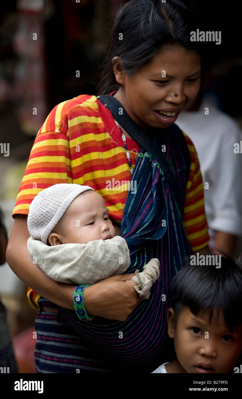 Filipina child hi-res stock photography and images - Alamy