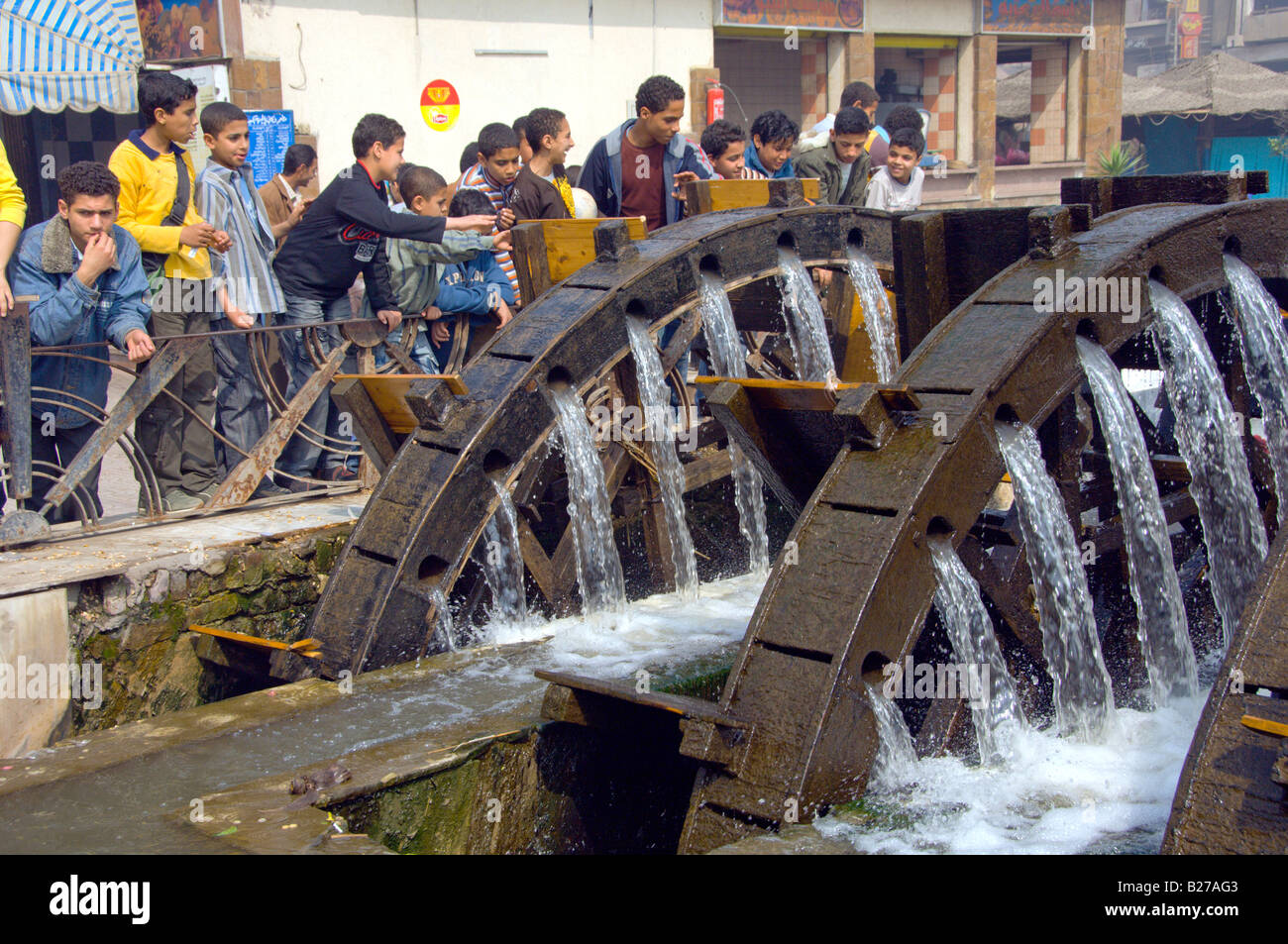 Water wheel in egypt hi-res stock photography and images - Alamy