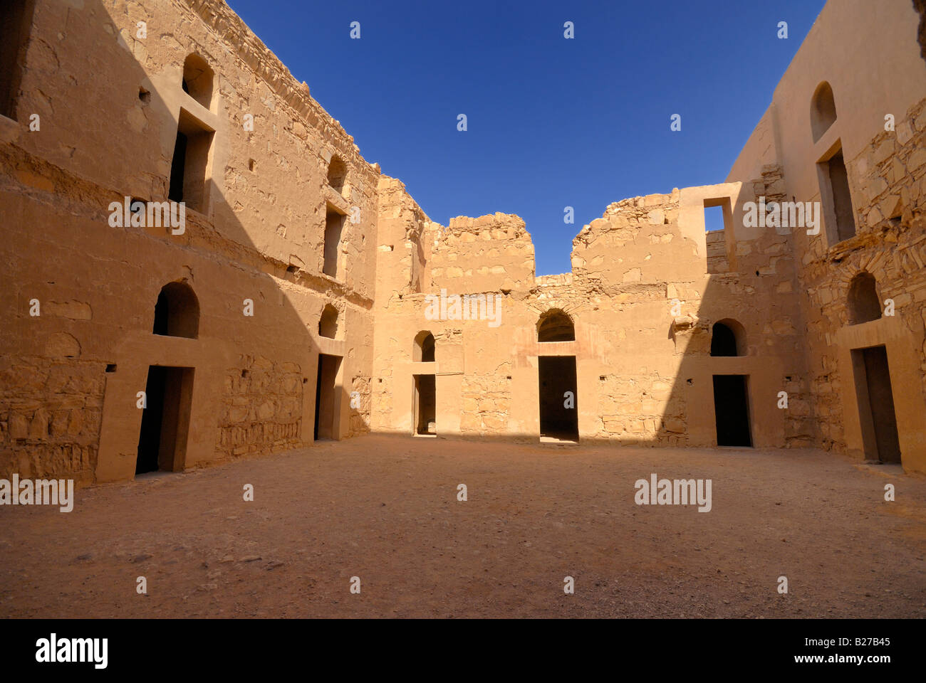 desert castle Qasr al Kharanah Jordan Arabia Stock Photo - Alamy