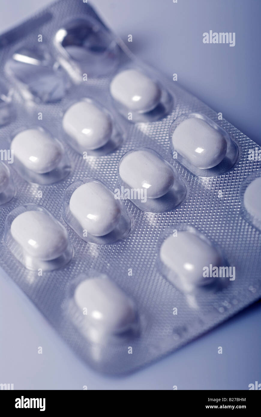 Blister pack of tablets hi-res stock photography and images - Alamy