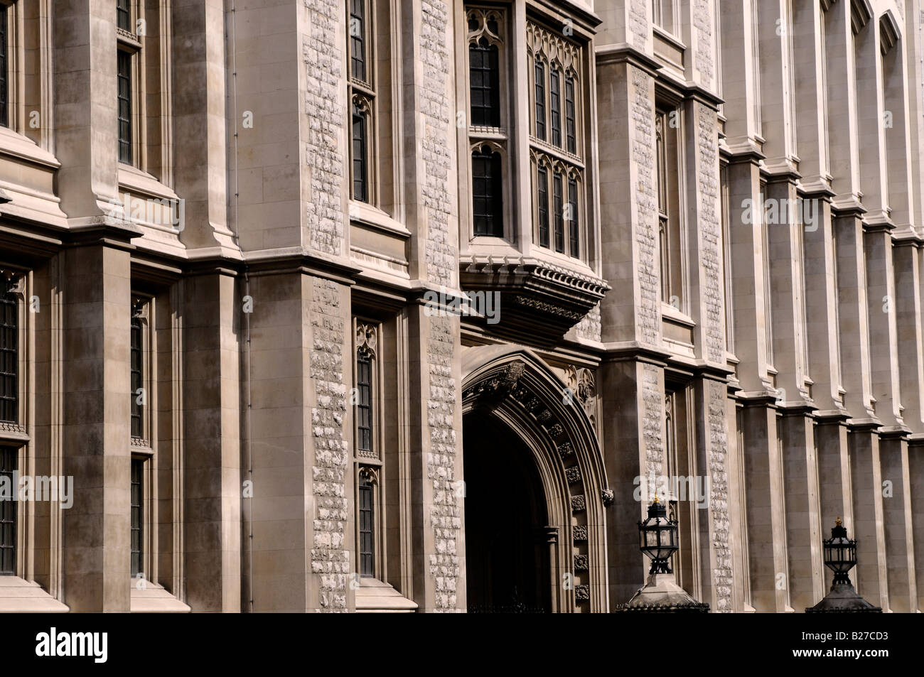 Kings College London Strand Campus The Maughan Library and Information ...