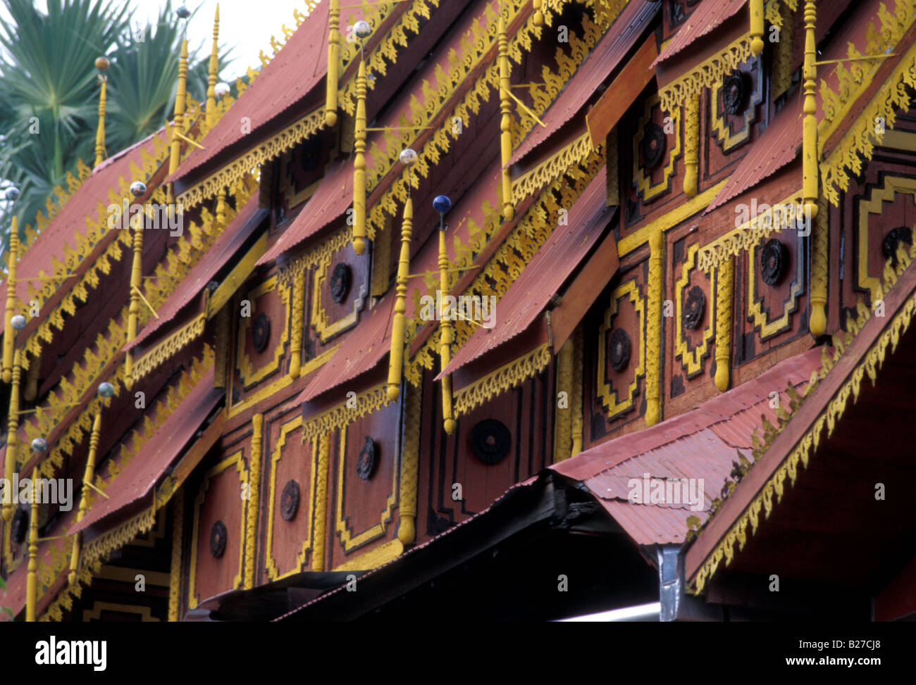 Burmese architecture lampang hi-res stock photography and images - Alamy