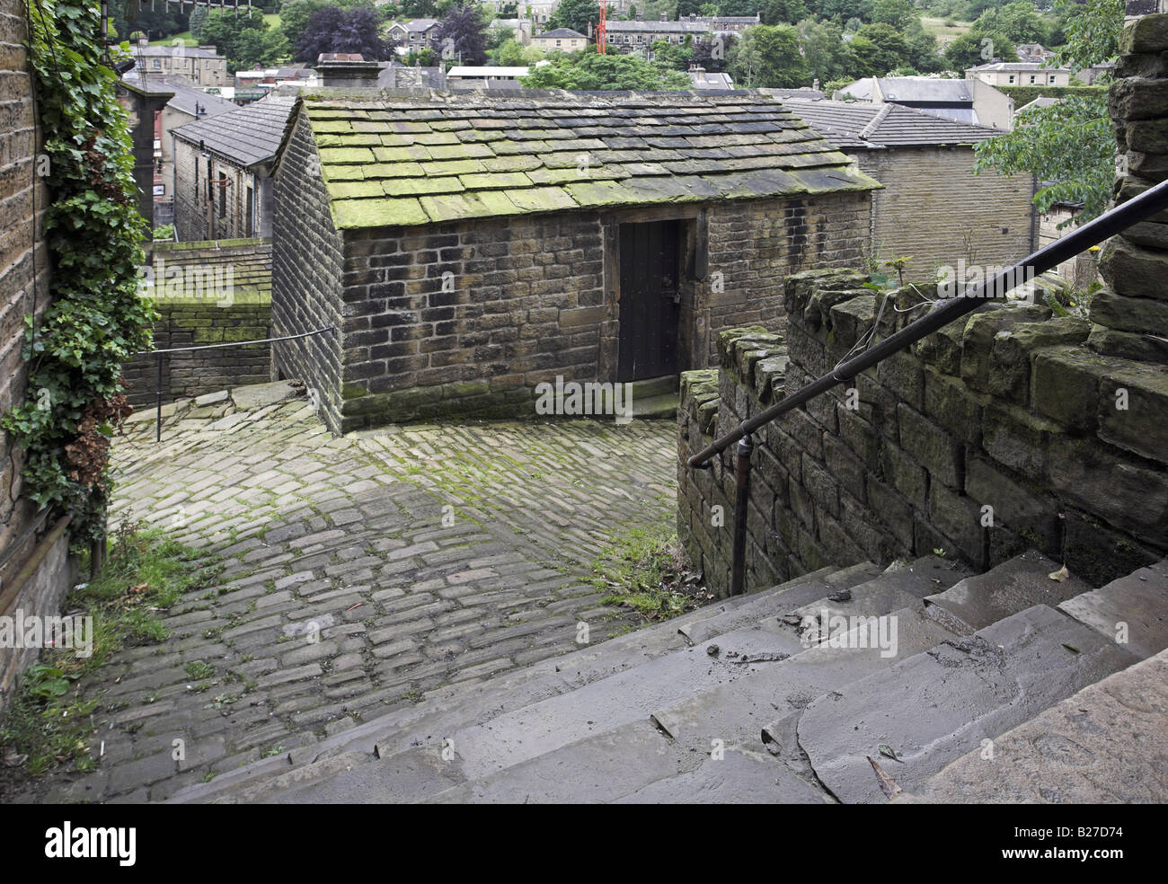 The old lock up building known as 'T'owd Towser and the oldest building ...