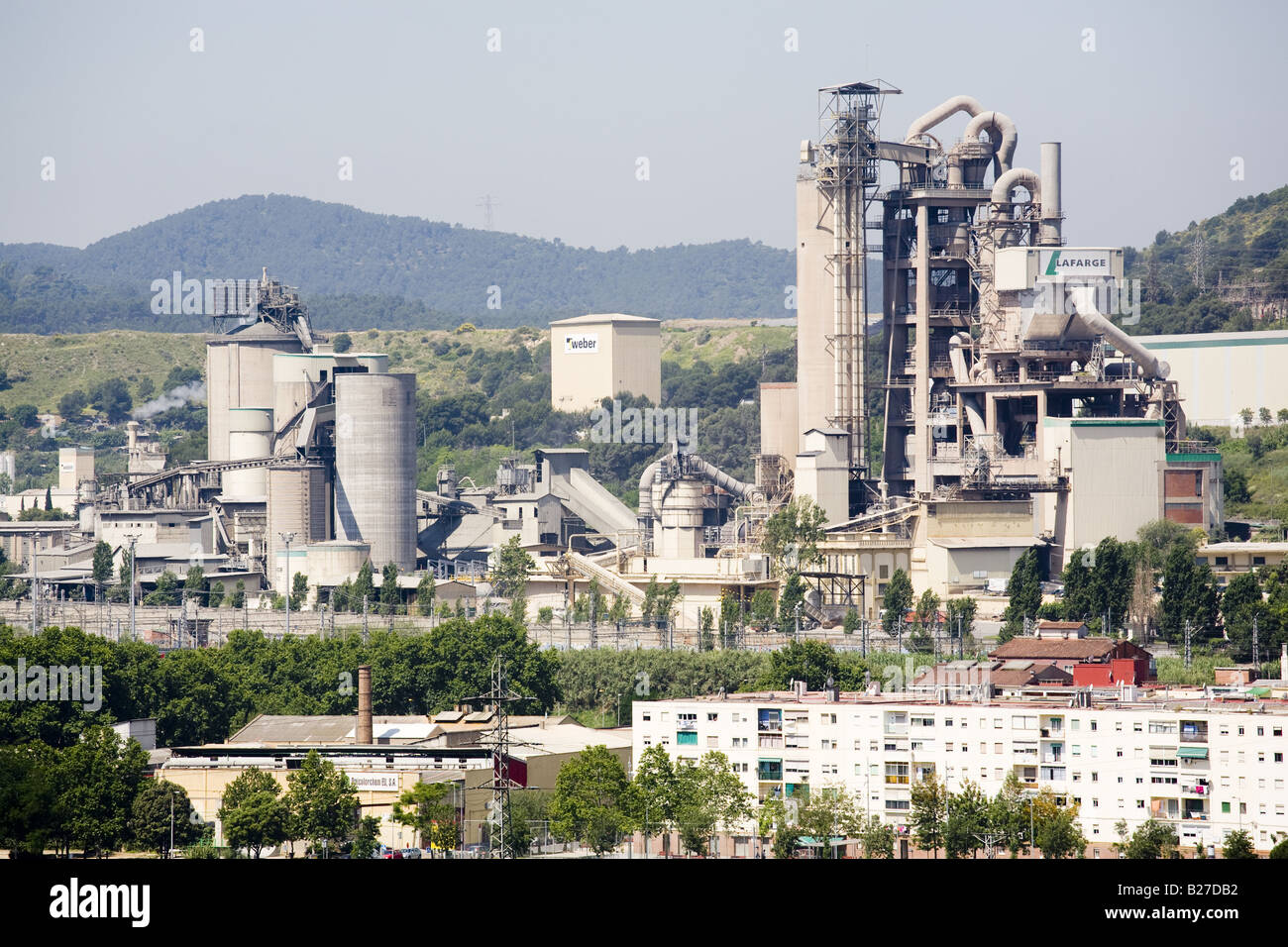 Buildings of cement factory hi-res stock photography and images - Alamy