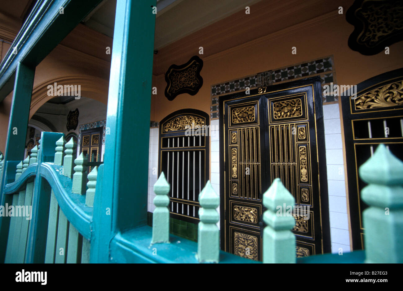 chinese row house phuket town phuket thailand Stock Photo - Alamy