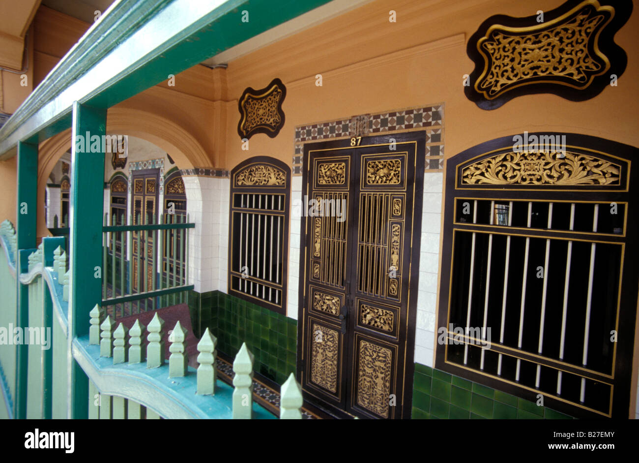 chinese row house phuket town phuket thailand Stock Photo - Alamy