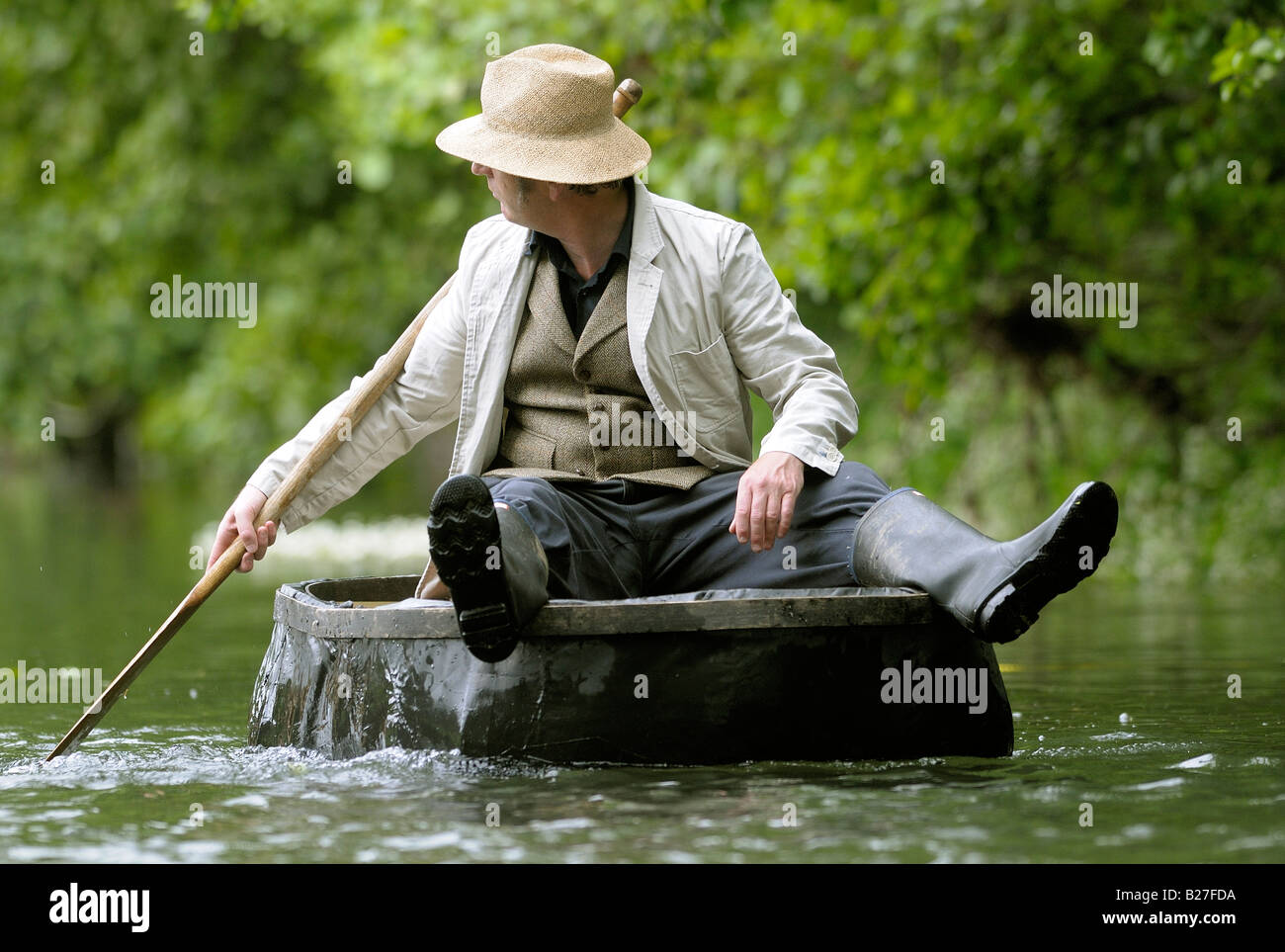 Mortimer's cross hi-res stock photography and images - Alamy
