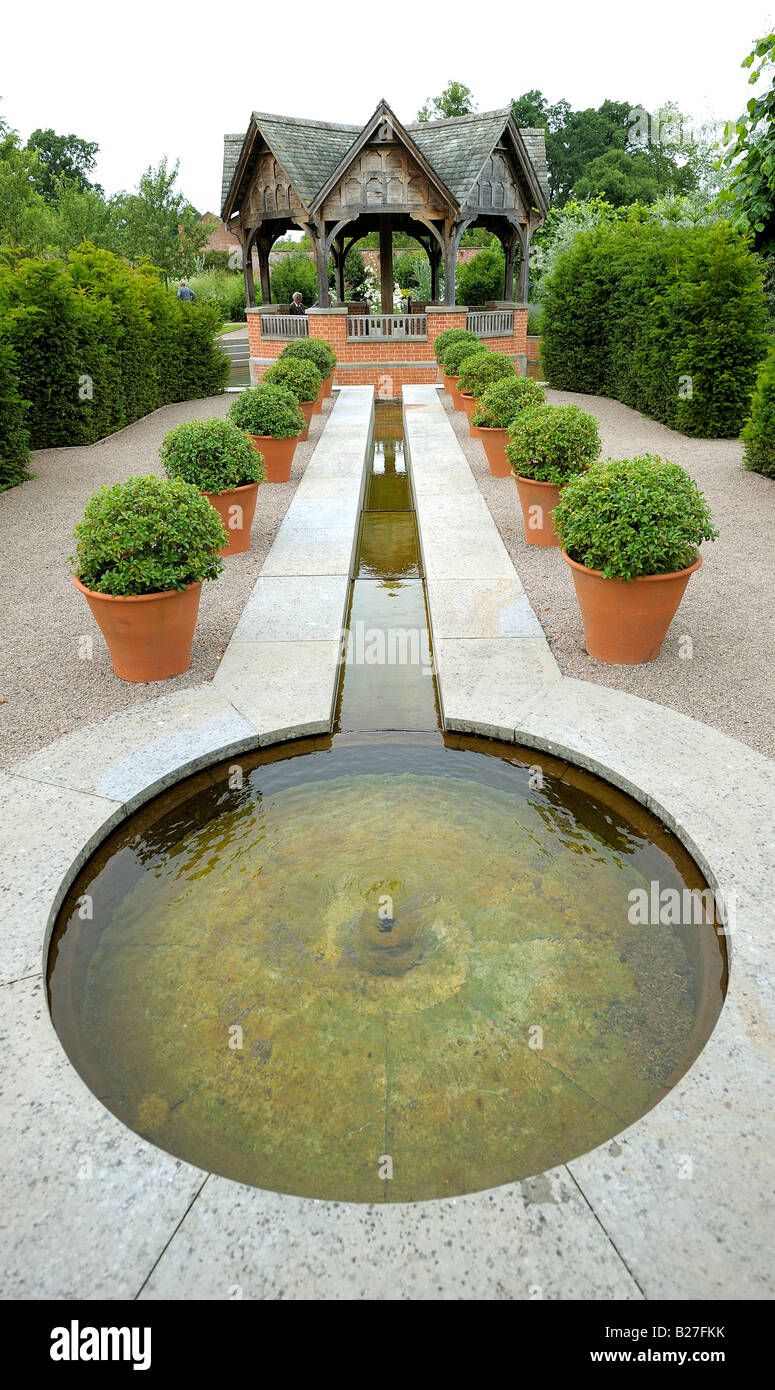Hampton court garden herefordshire hi-res stock photography and images ...
