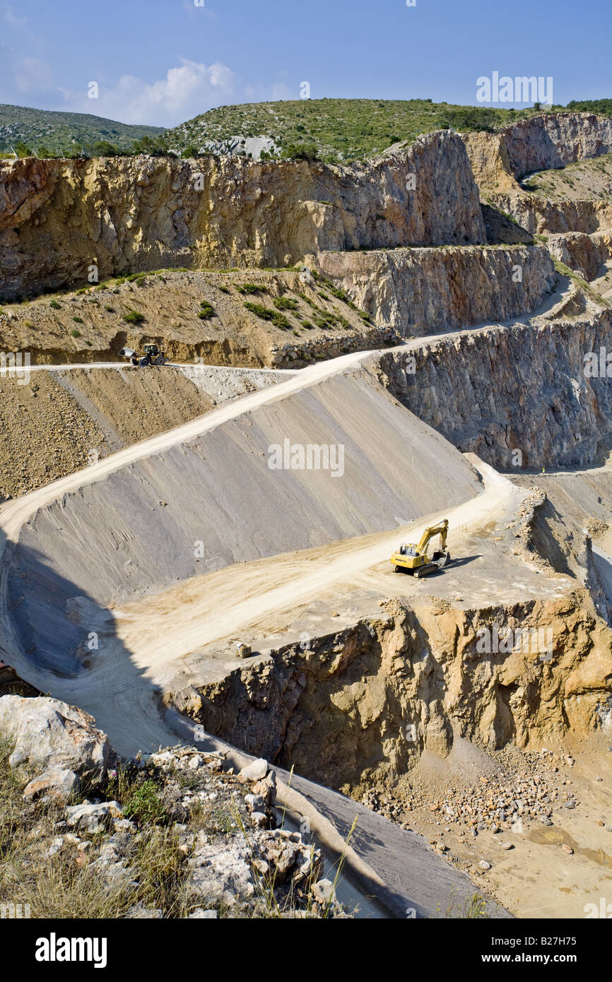 Quarry stone exterior hi-res stock photography and images - Alamy
