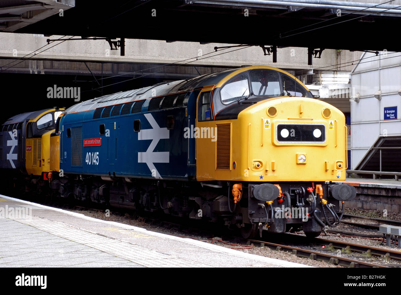 Preserved class 40 diesel locomotive no 40145 at Birmingham New Street ...