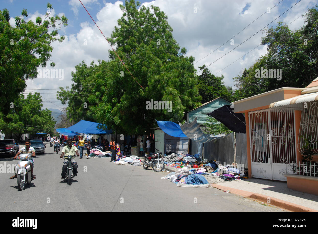 Traffic in market area of Neiba, Dominican Republic Stock Photo - Alamy