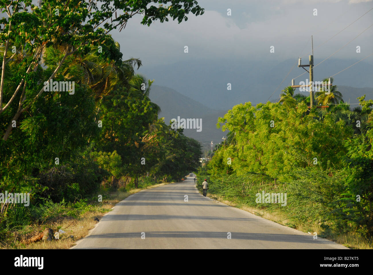 Road to Neiba village on the north coast of the Enriquillo Lake ...