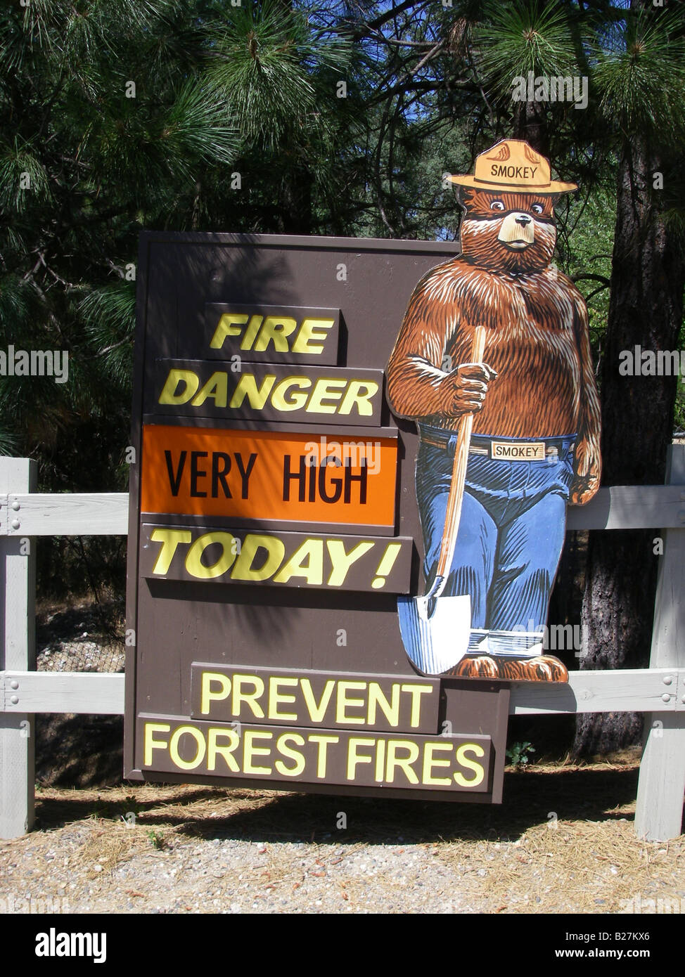 Sign with Smokey Bear, indicating extreme fire danger Stock Photo - Alamy