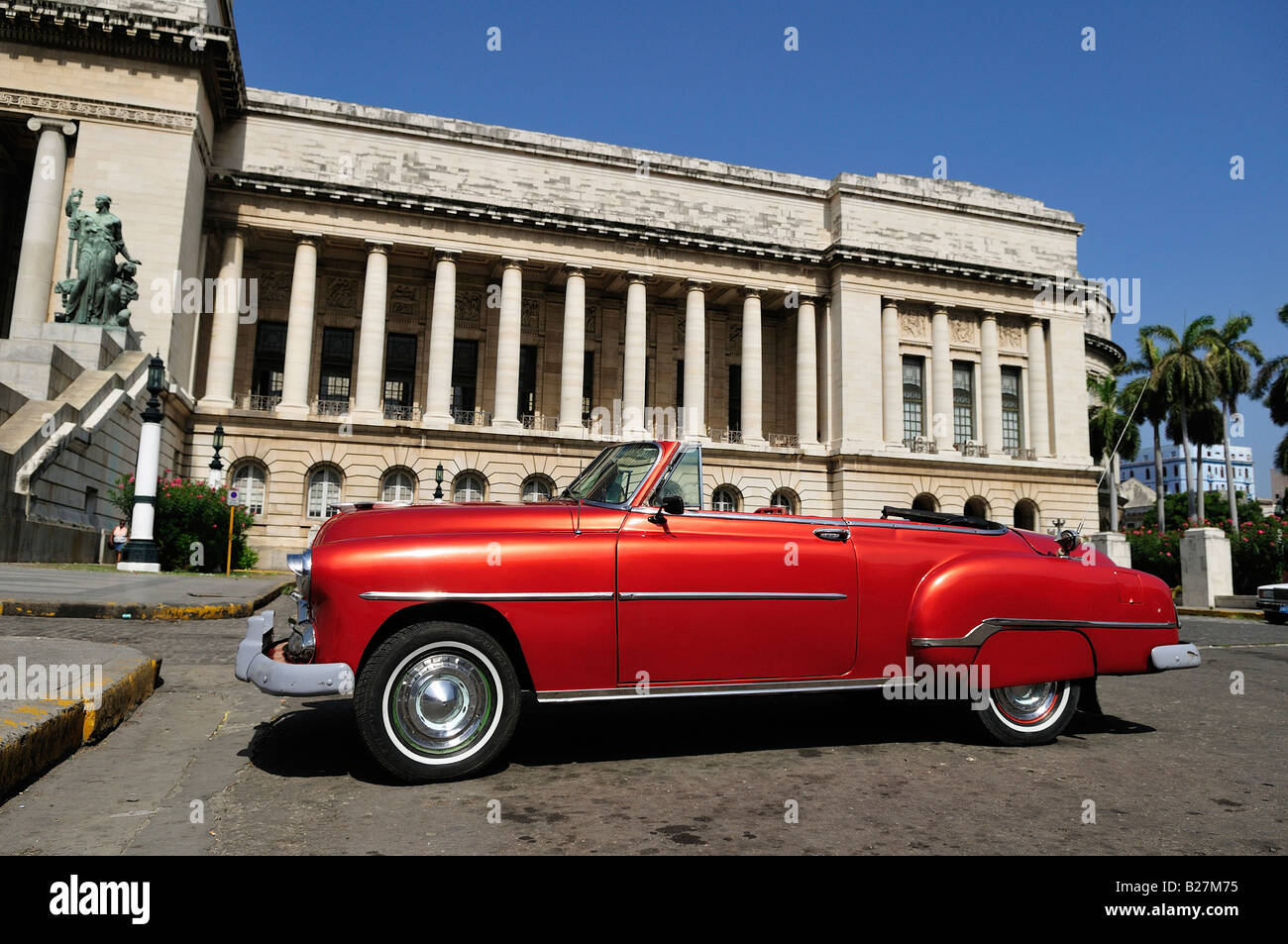 American car 1950s hi-res stock photography and images - Alamy