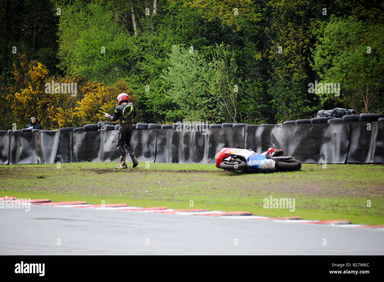 britsh superbikes crash Stock Photo - Alamy