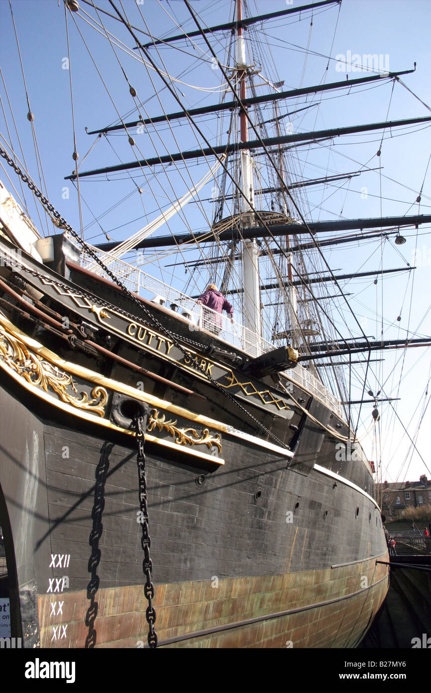 Cutty sark fire hi-res stock photography and images - Alamy