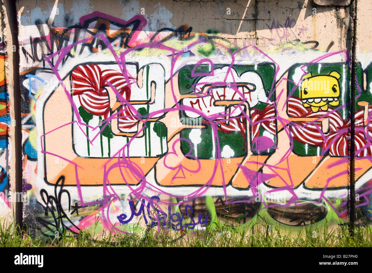 Graffiti style word art hi-res stock photography and images - Alamy