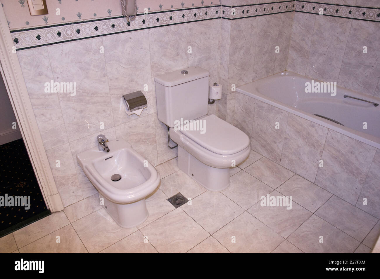Hotel bidet hi-res stock photography and images - Alamy