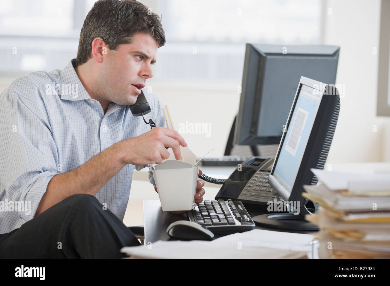 Take out foo hi-res stock photography and images - Alamy