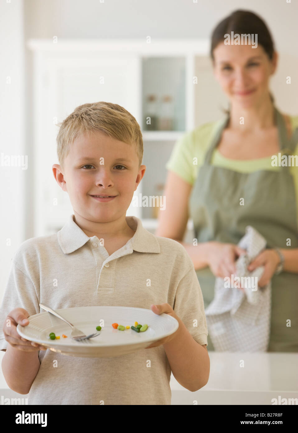 Child empty plate dinner hi-res stock photography and images - Alamy