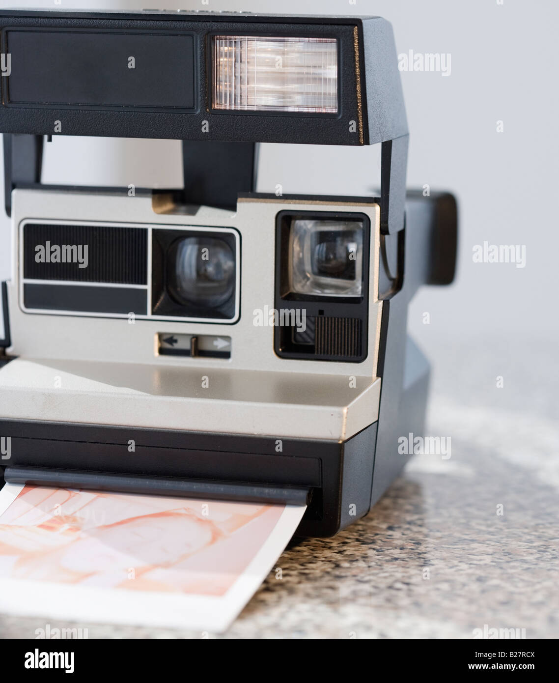 Instant image camera hi-res stock photography and images - Alamy