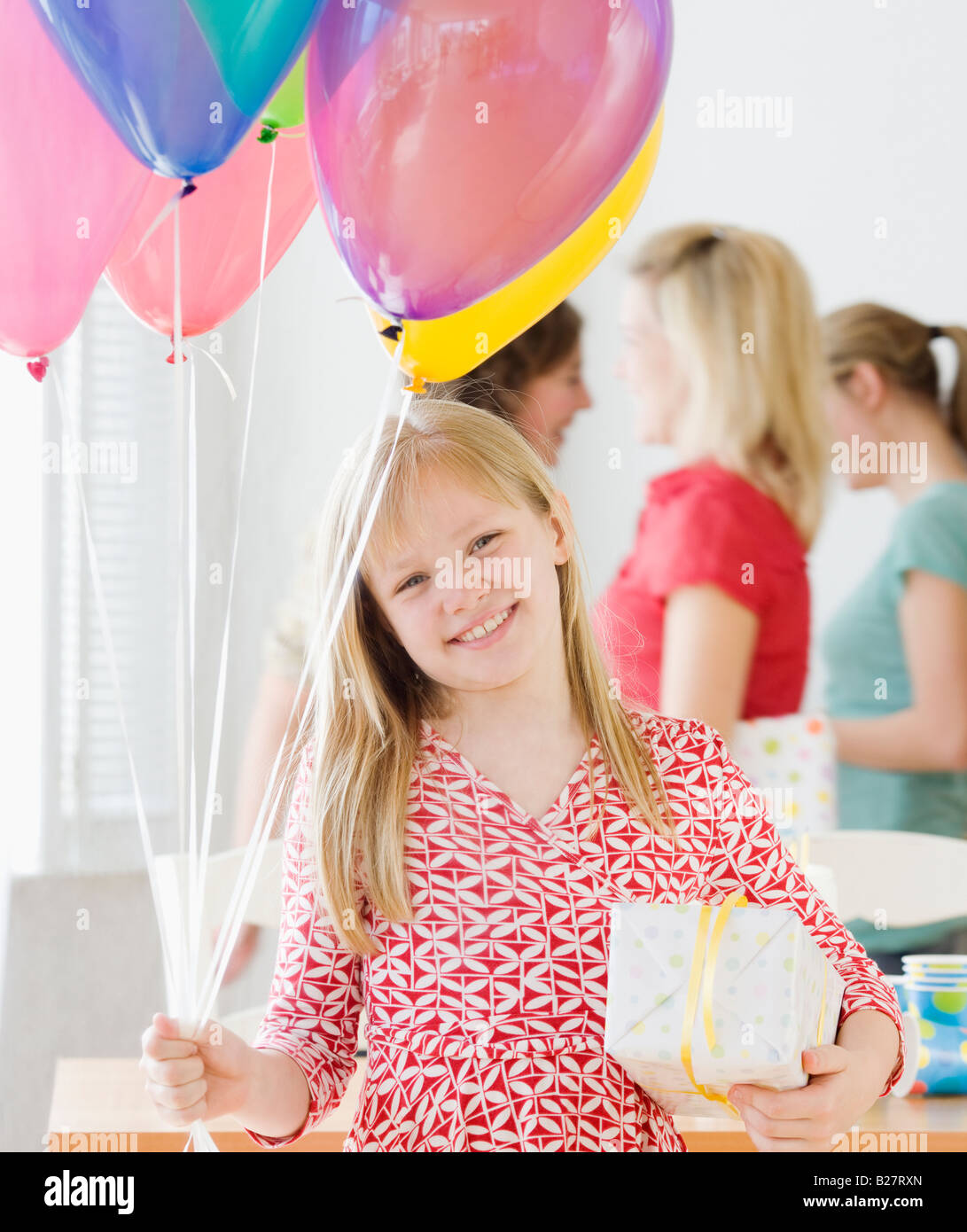 Gift balloons hi-res stock photography and images - Alamy