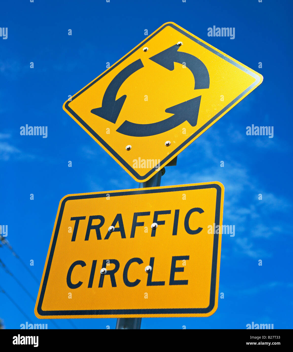 Angle of street hi-res stock photography and images - Alamy