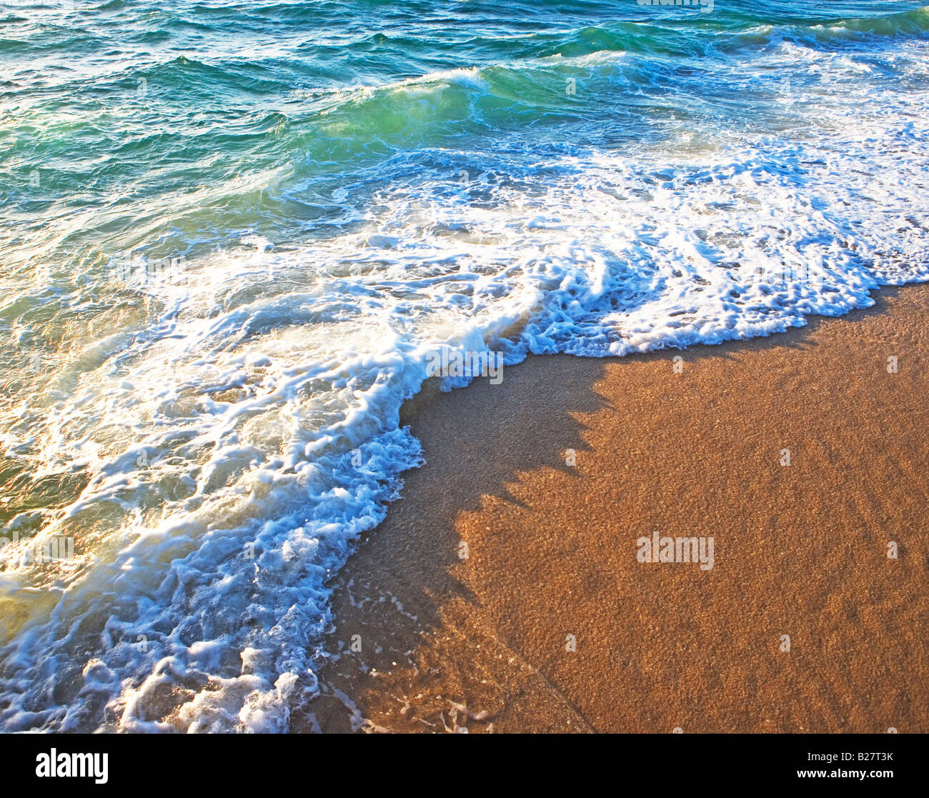 Ocean wave hi-res stock photography and images - Alamy