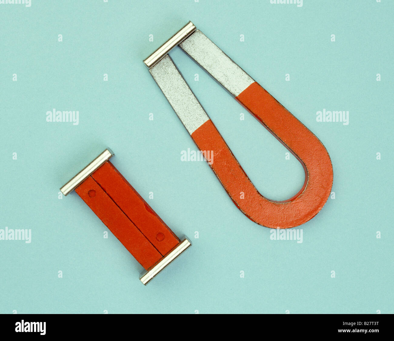 Horseshoe Magnet Keeper Hi res Stock Photography And Images Alamy
