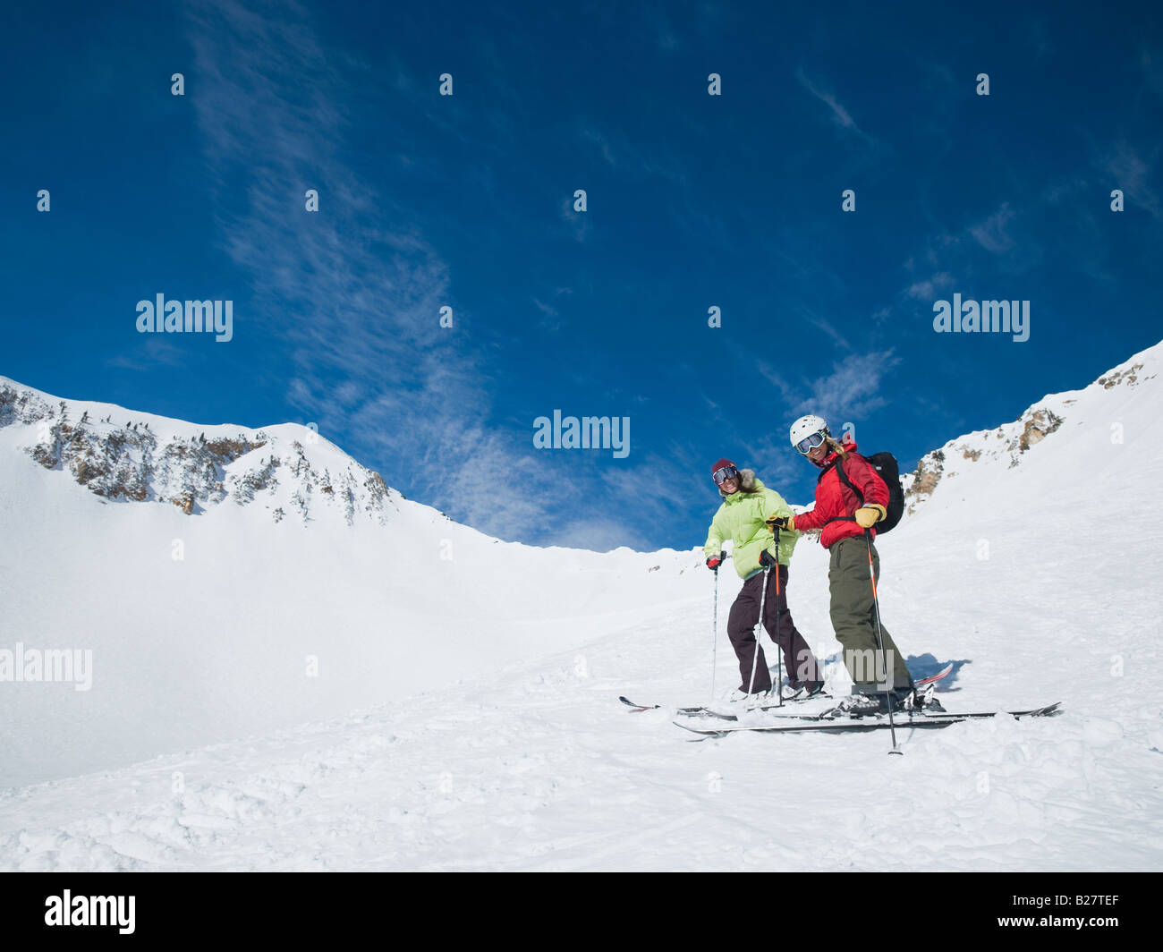 Two women on ski hi-res stock photography and images - Alamy