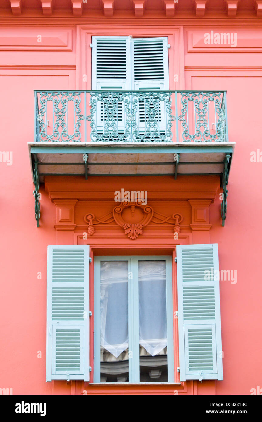 Old balcony railing hi-res stock photography and images - Alamy