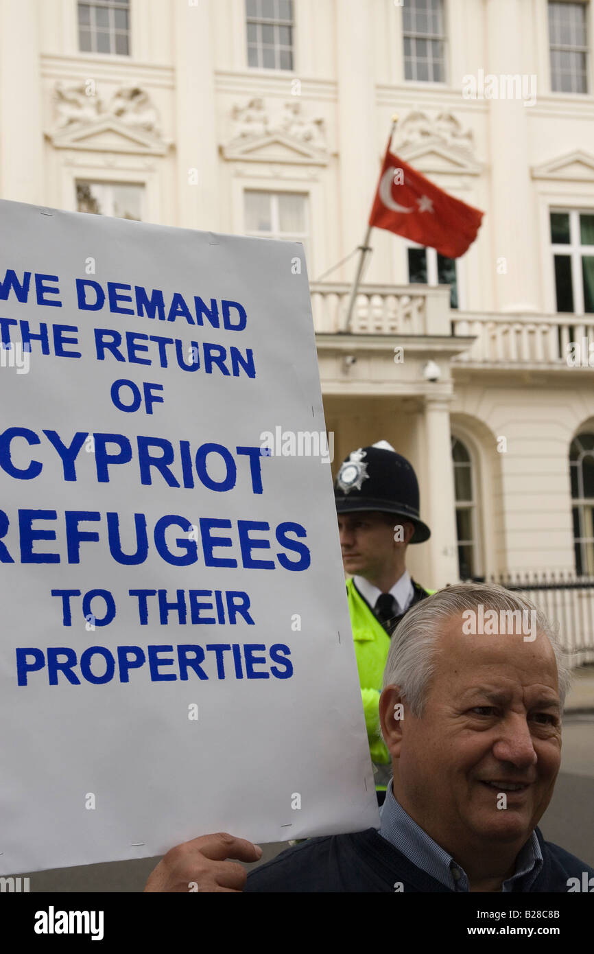 Cypriots outside Turkish Embassy in Belgrave Square London on 34th ...