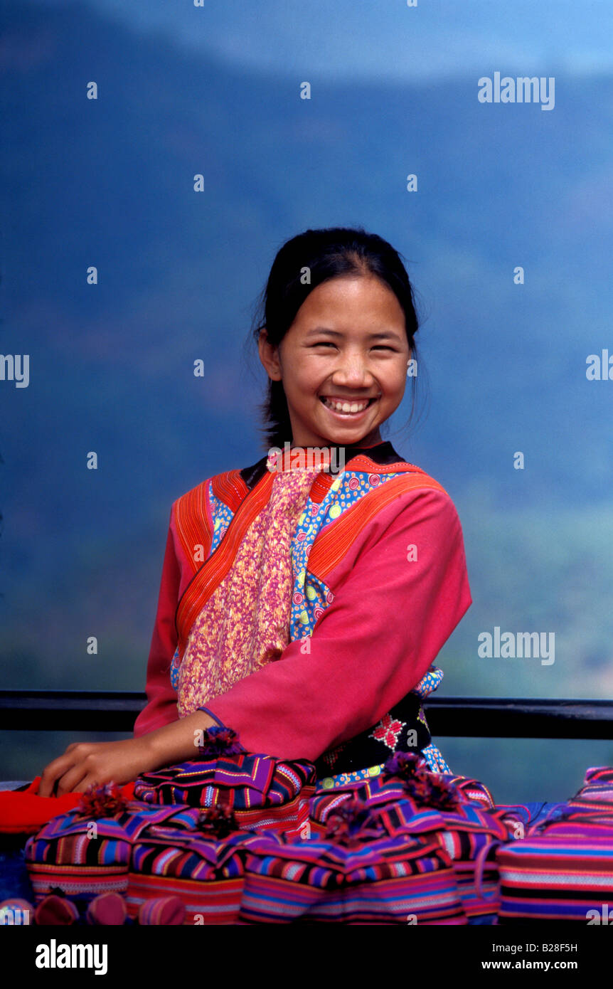 Lisu culture hi-res stock photography and images - Alamy