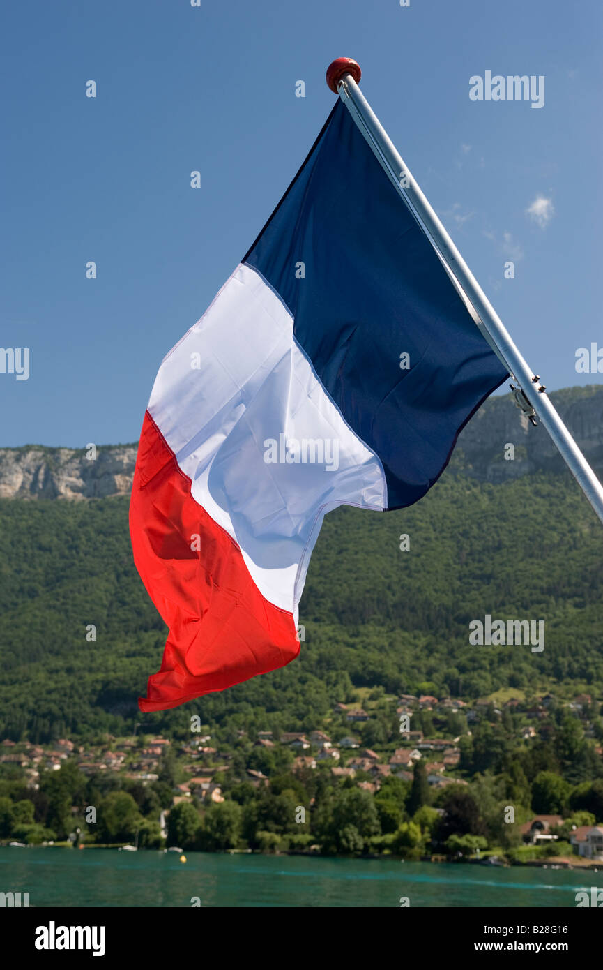 Fluttering flag hi-res stock photography and images - Alamy