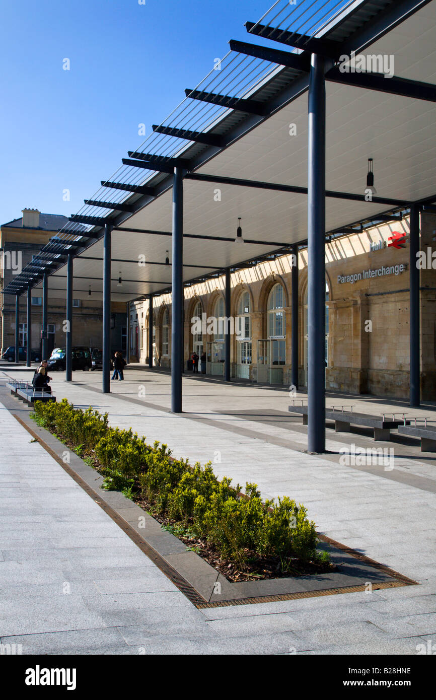 Hull paragon interchange station hi-res stock photography and images ...