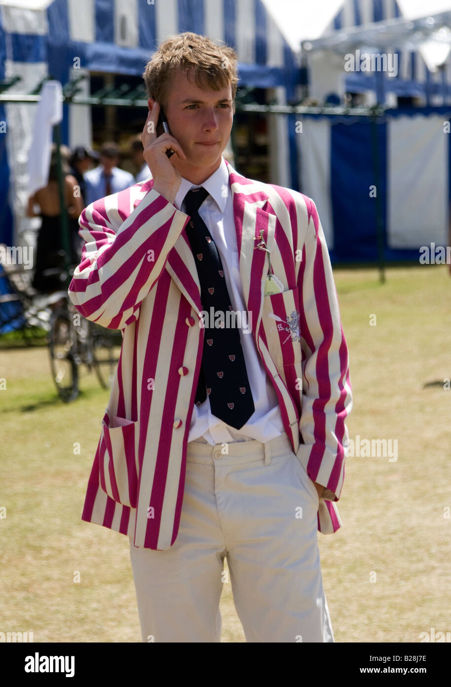 Abingdon schoolboy at Henley Royal Regatta Stock Photo - Alamy