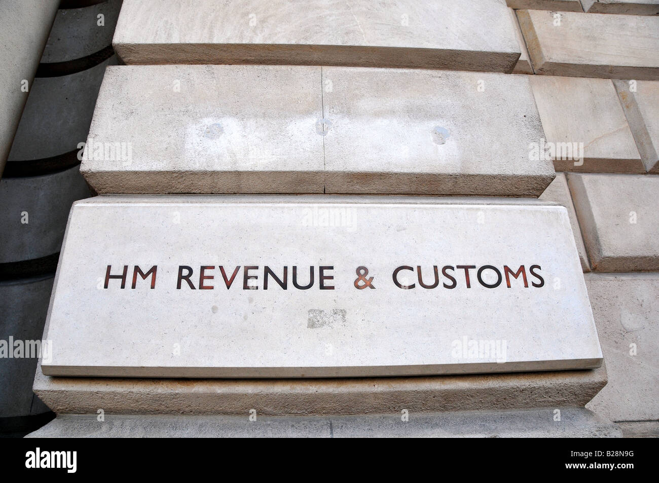 Hm revenue and customs office hi-res stock photography and images - Alamy