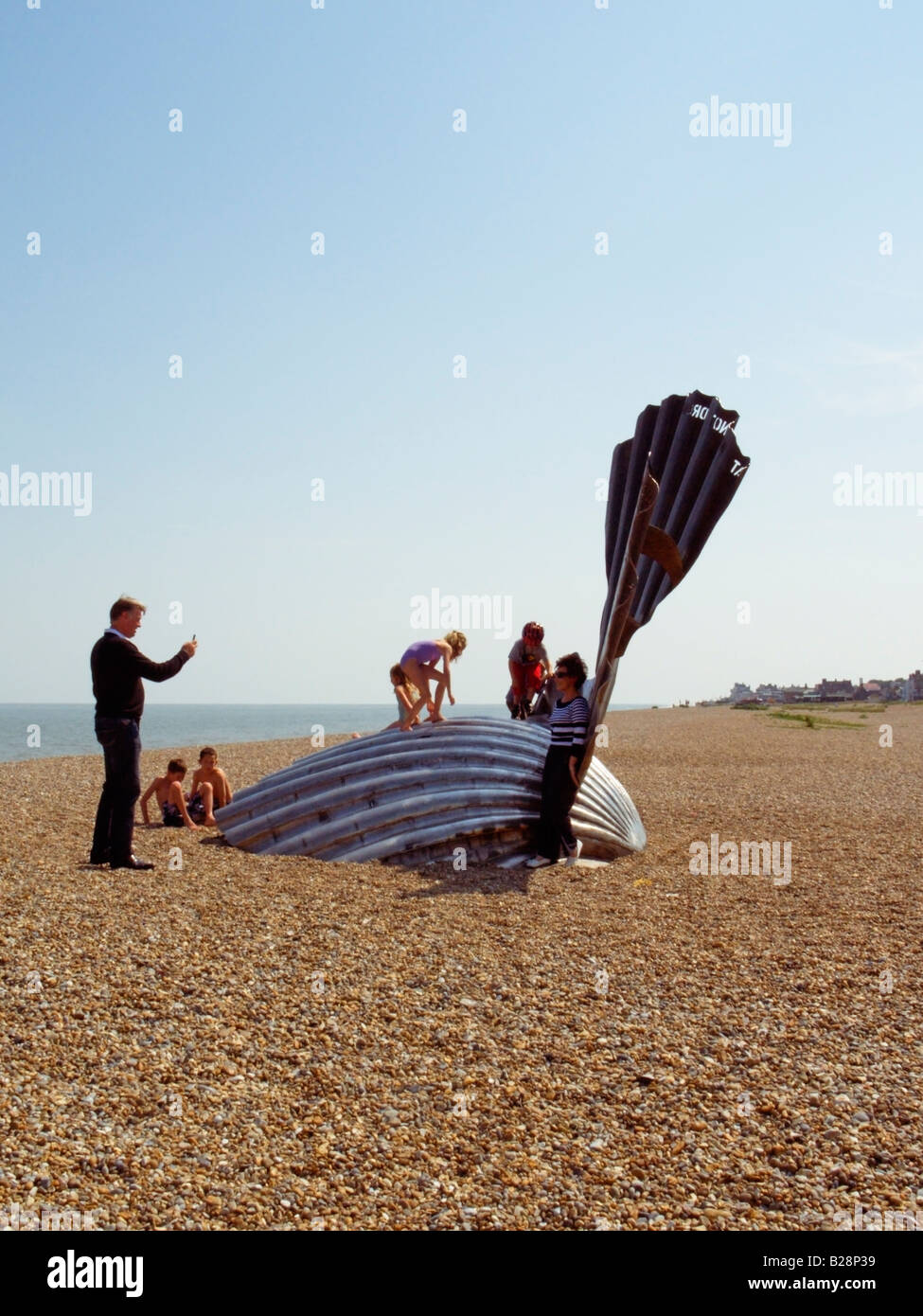 The Scallop sculpture, by artist Maggi Hambling and dedicated to ...