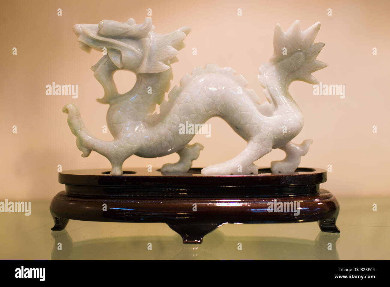 Jade Chinese dragon on display in the Huahui Jade Factory and Showroom ...