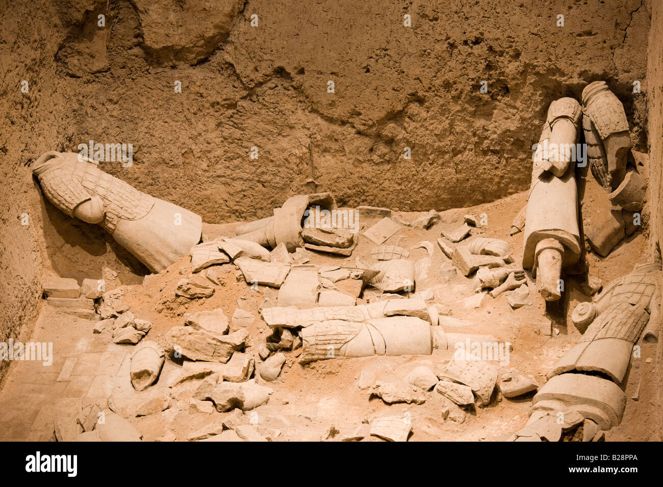 3 chinese figures hi-res stock photography and images - Alamy