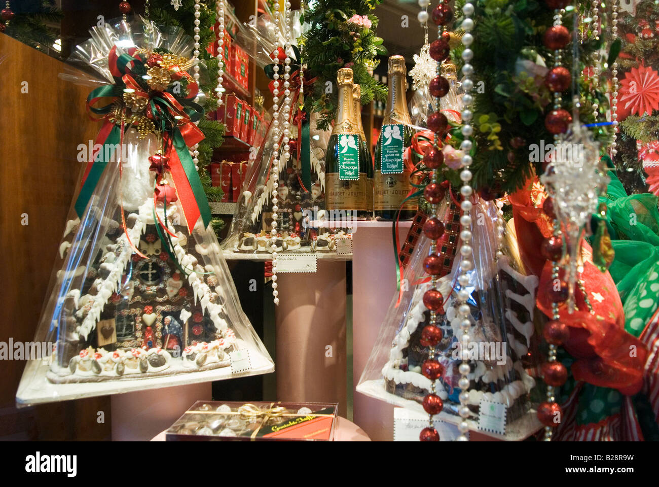 gingerbread house in shop window decorated for Christmas in pastry shop ...