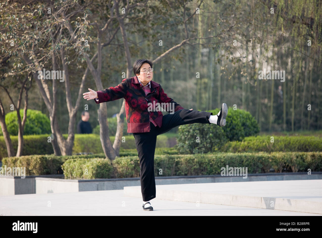 Tai chi exercises hi-res stock photography and images - Alamy